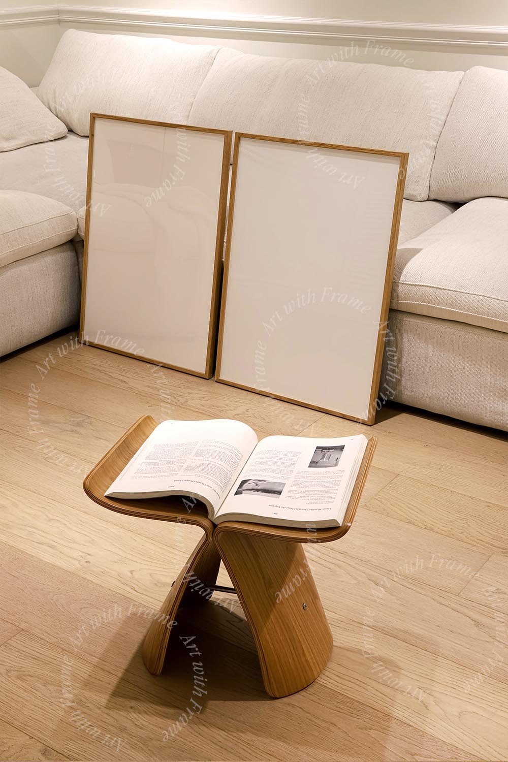 Frame Mockup 137